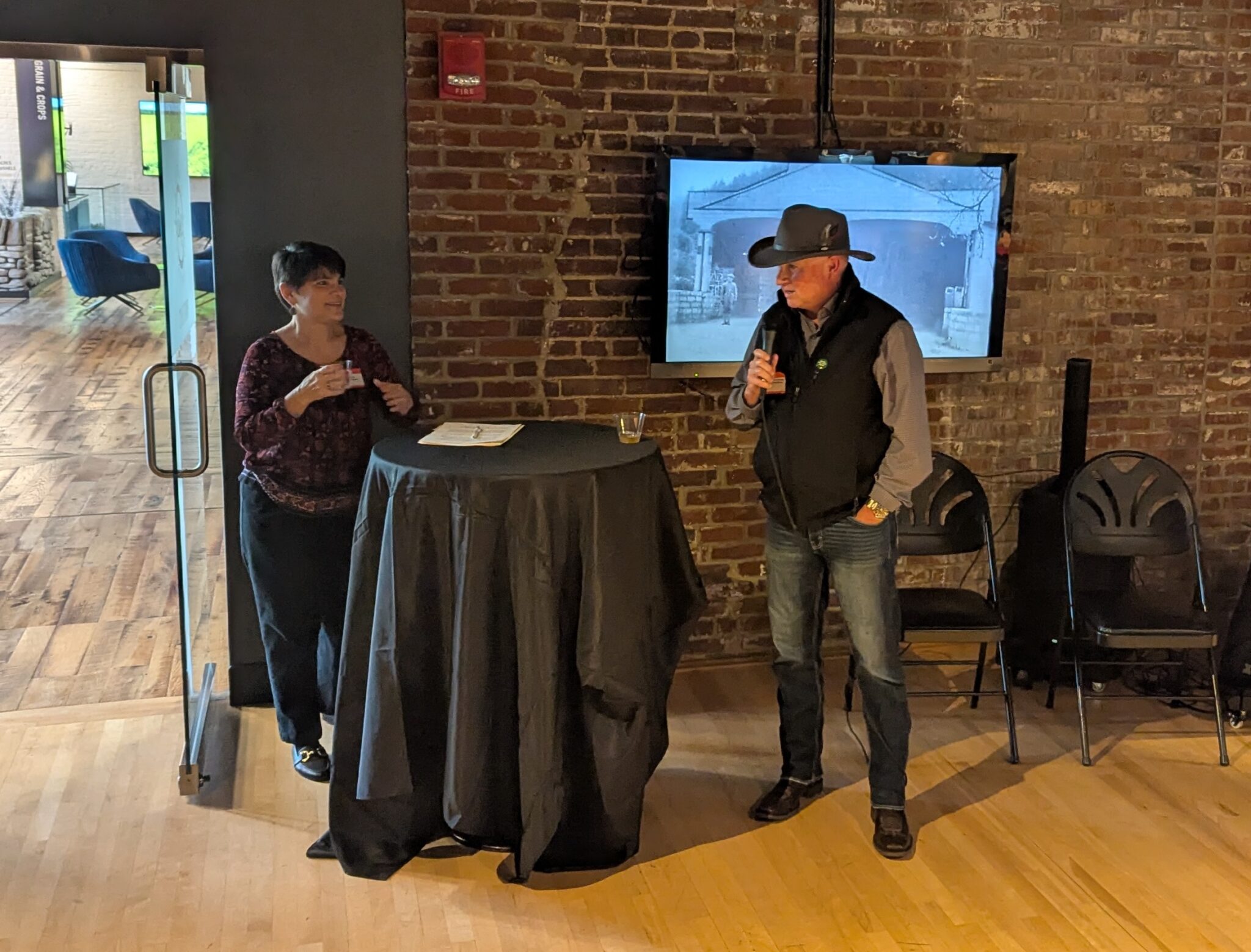 Burnt Tavern Hosts Launch Event in Louisville - Fred Minnick